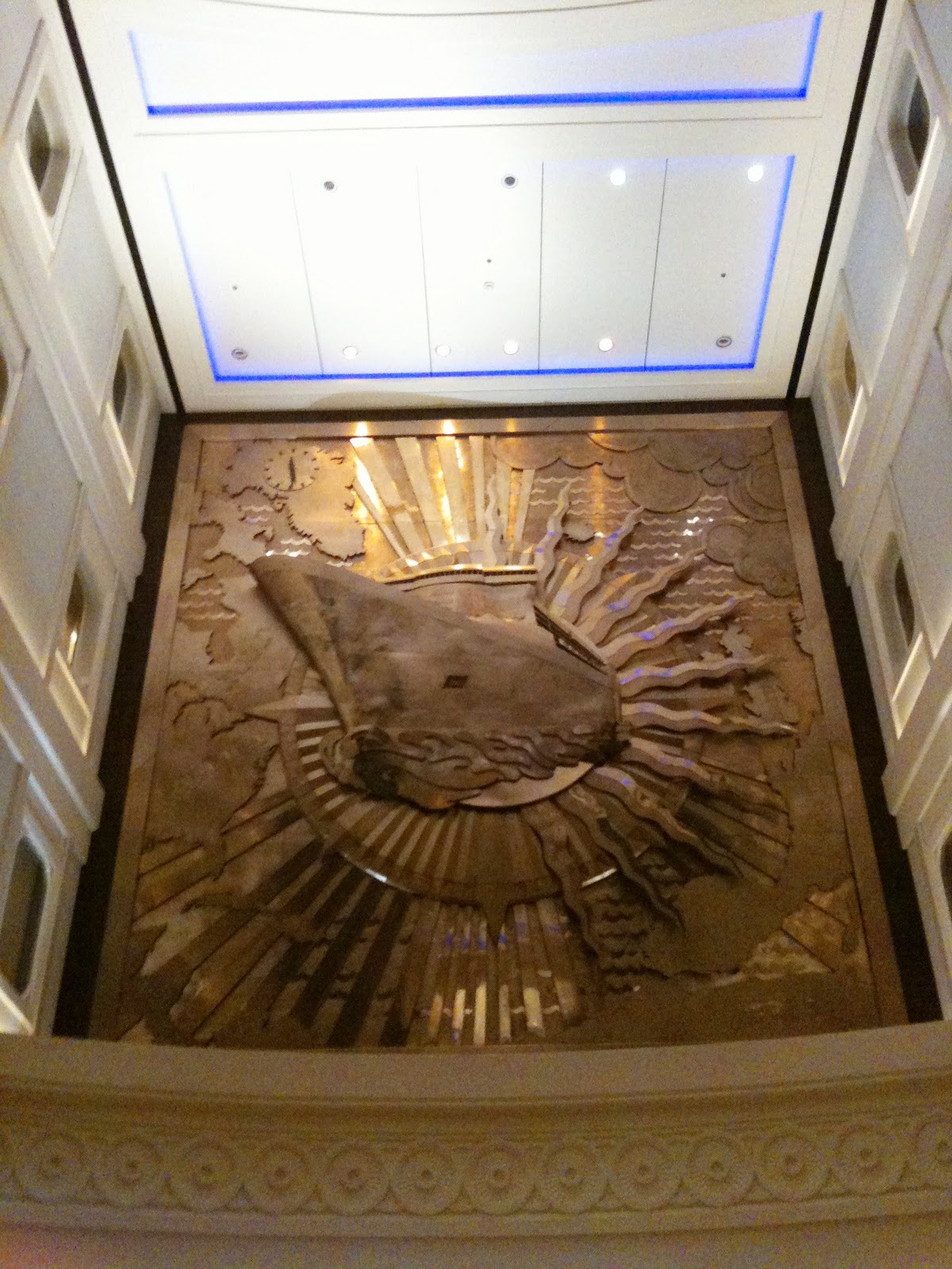 Fat Sister's Guide to Life: Inside the QM2