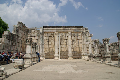 Digging Deeper Into the Bible: Synagogue Life in Jesus' Time