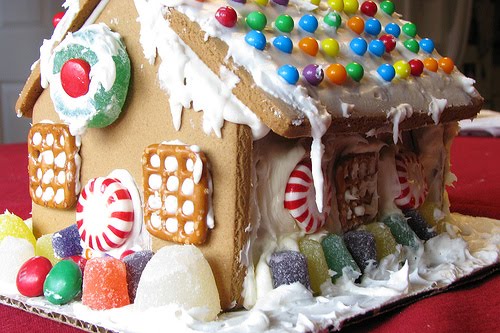 Be Different...Act Normal: Gingerbread Houses