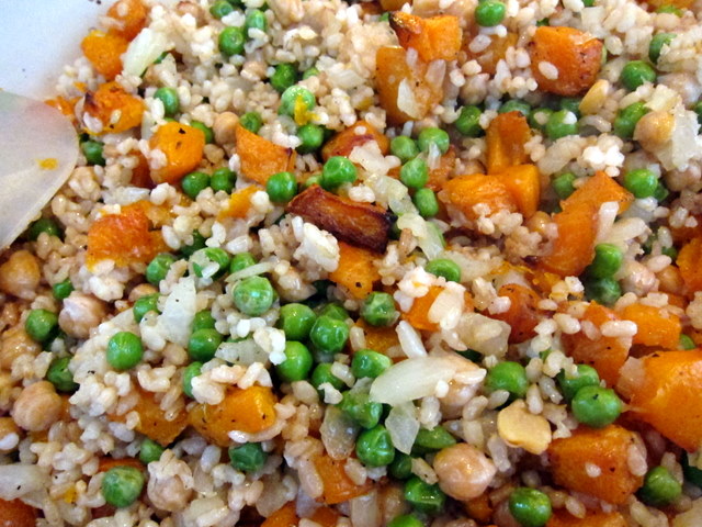 Fishtails and Pearls: Breakfast: Brown Rice Breakfast Medley