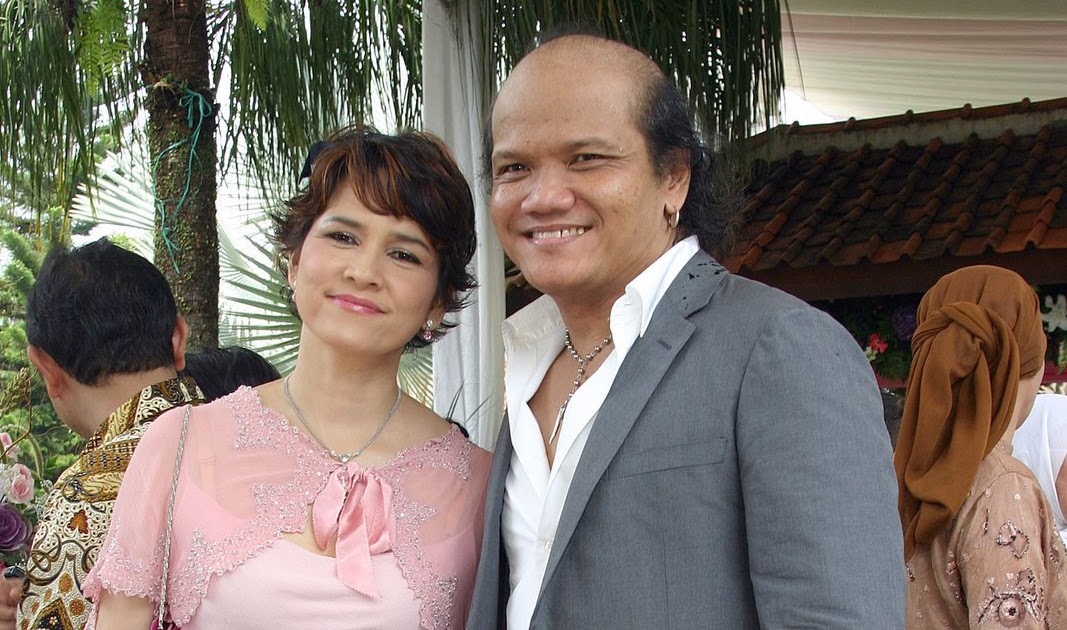 angelscryholly: Adrie Subono (Promotor Java Musikindo)