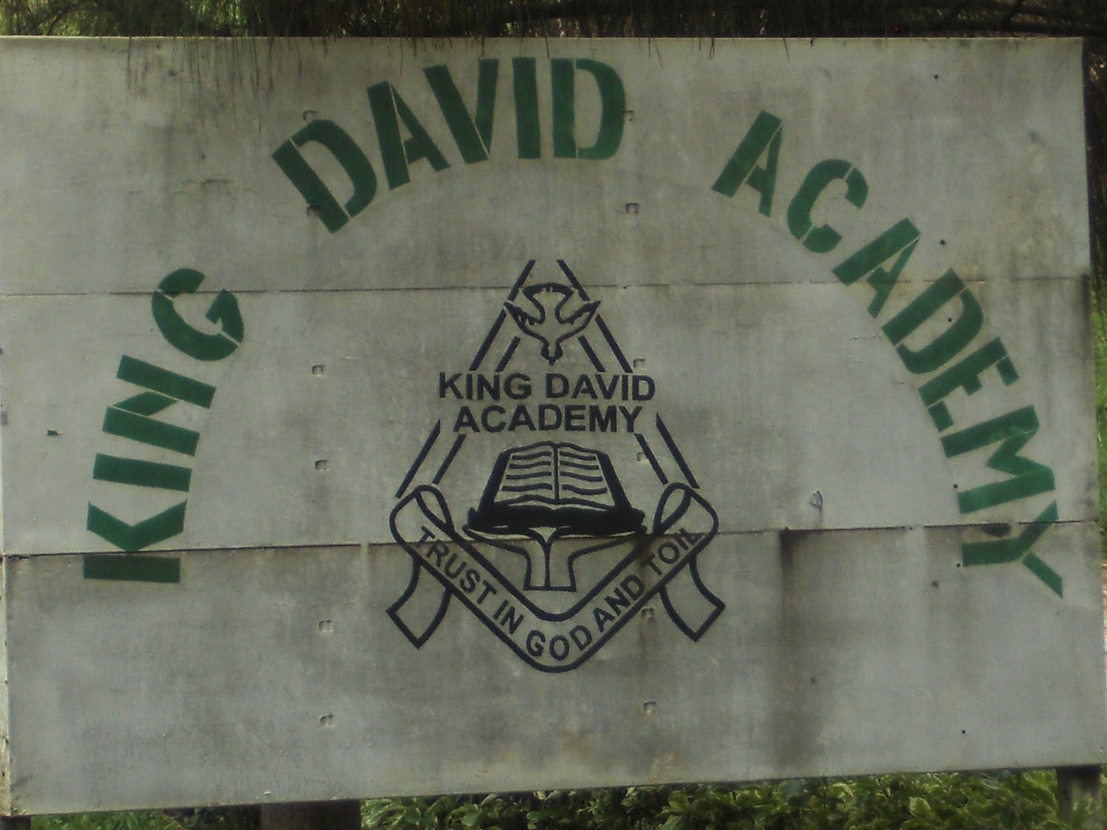 KING DAVID ACADEMY: The Background of King David Academy