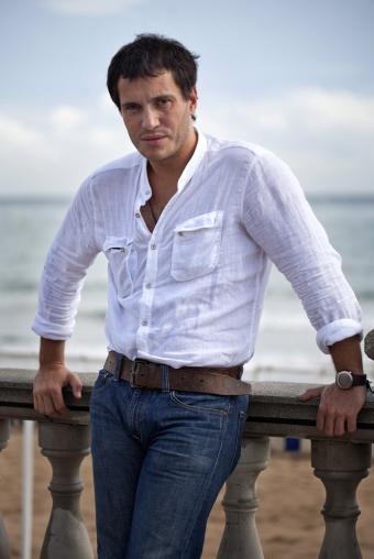 Shirtless Opera Singers: Battle of the Bulge: Erwin Schrott