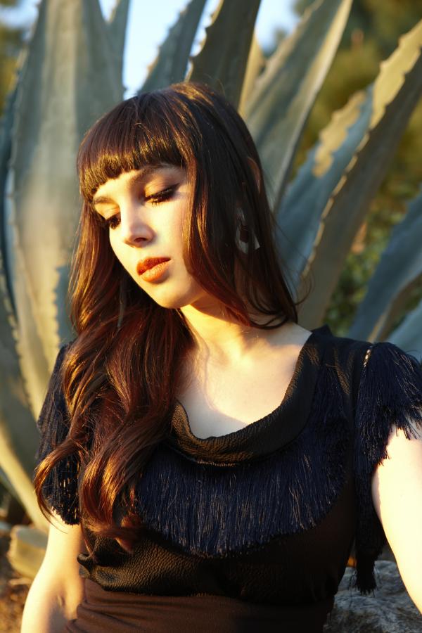 TRINITY STARDUST and The Blog From Mars: new music: Nicole Simone