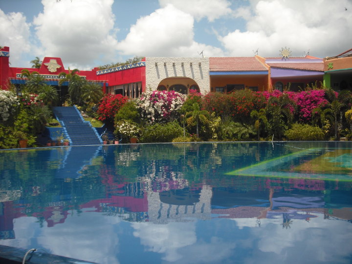 Places and spaces: TRAVELIN'' | Paradise in Pagbilao Quezon - Pueblo ...