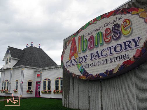 Photo Adventure: Candy Factory - Albanese