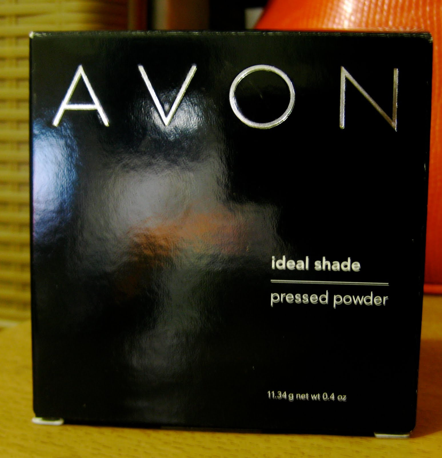 PRODUCT SPOTLIGHT: AVON IDEAL SHADE PRESSED POWDER IN MEDIUM