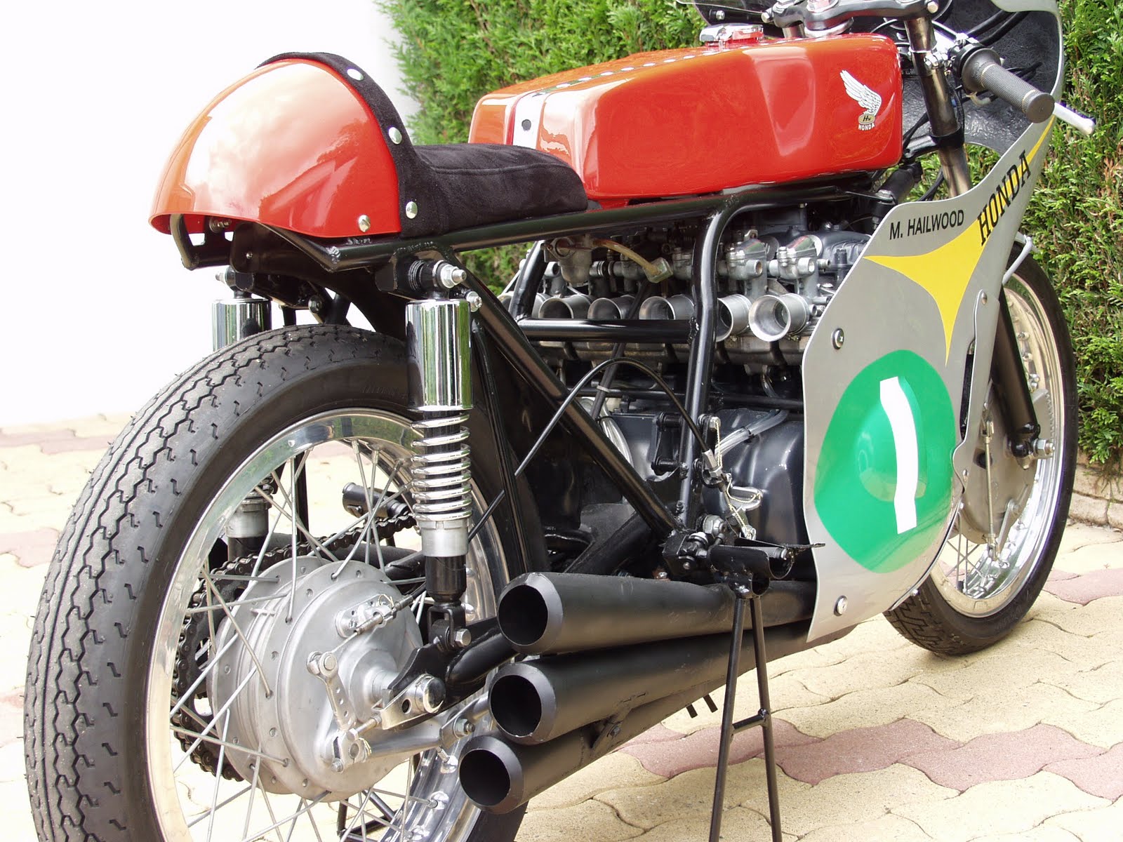 Réplique de Honda RC 166