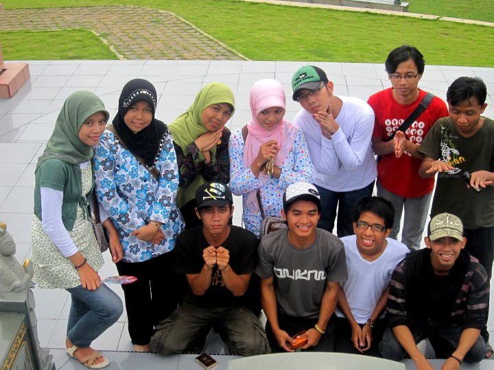 Wasiat Untuk Remaja: PERAN PEMUDA MUSLIM SEBAGAI TULANG PUNGGUNG ...