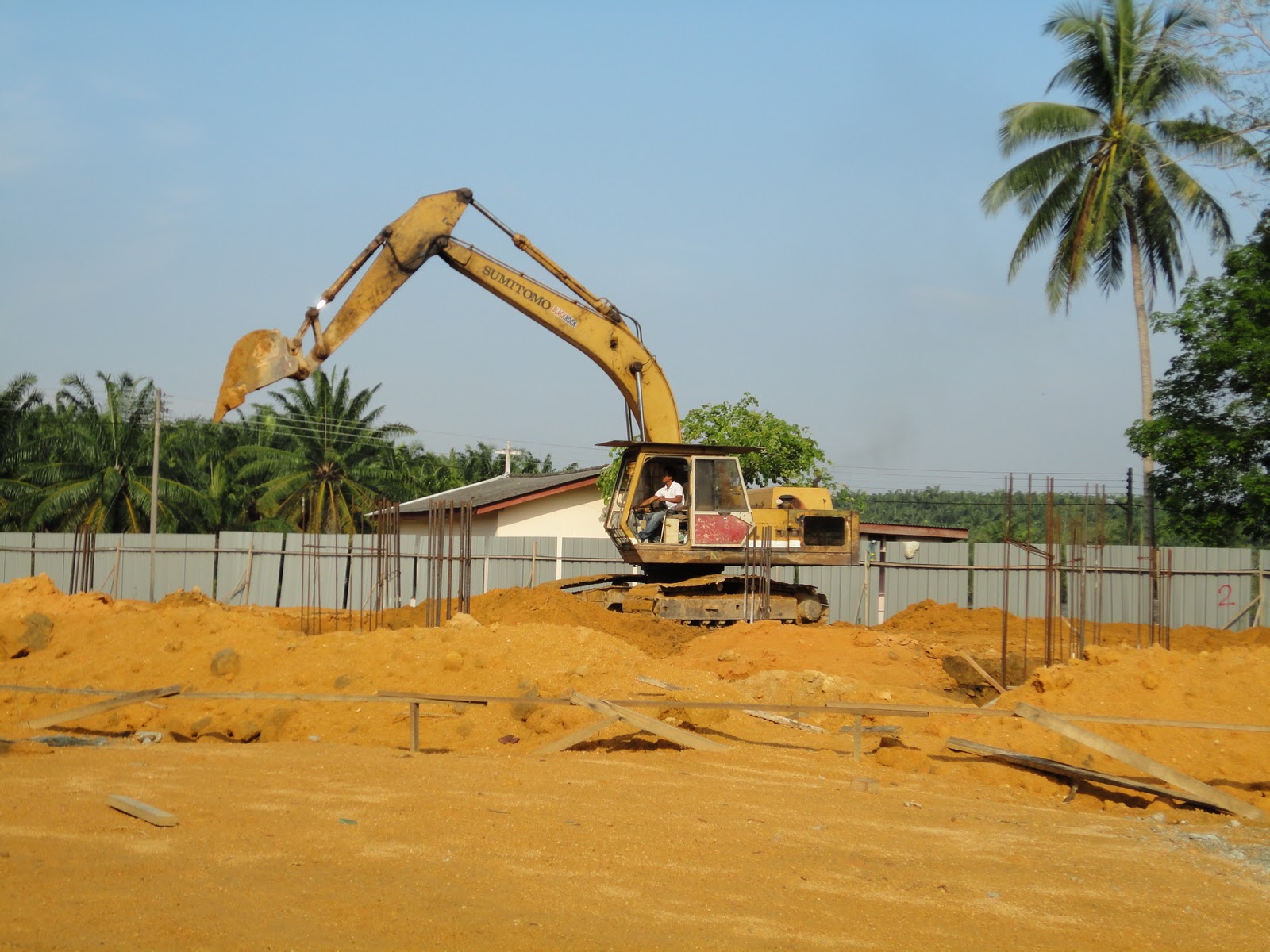 PENJEJAK: tentang jentera