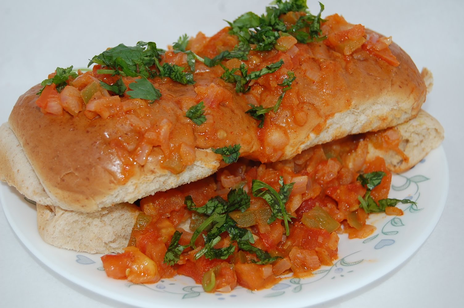 Nehal's Food and Garden: Bombay Masala Pav