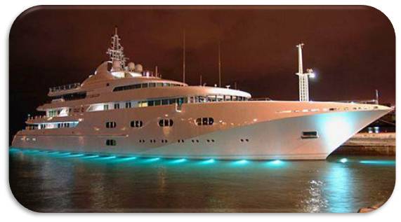 C.P. RURAL TIÑOSA: El mejor yate y la peor casa