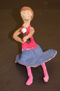 super happy art class: Gesture Sculptures