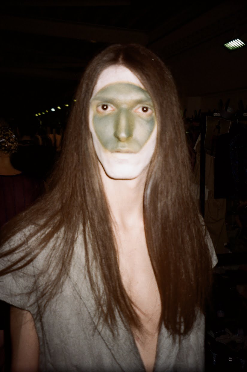 LIST: backstage - CHRISTINA STEINER.....