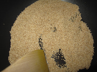 Cook blog: Til and shing dana chikki