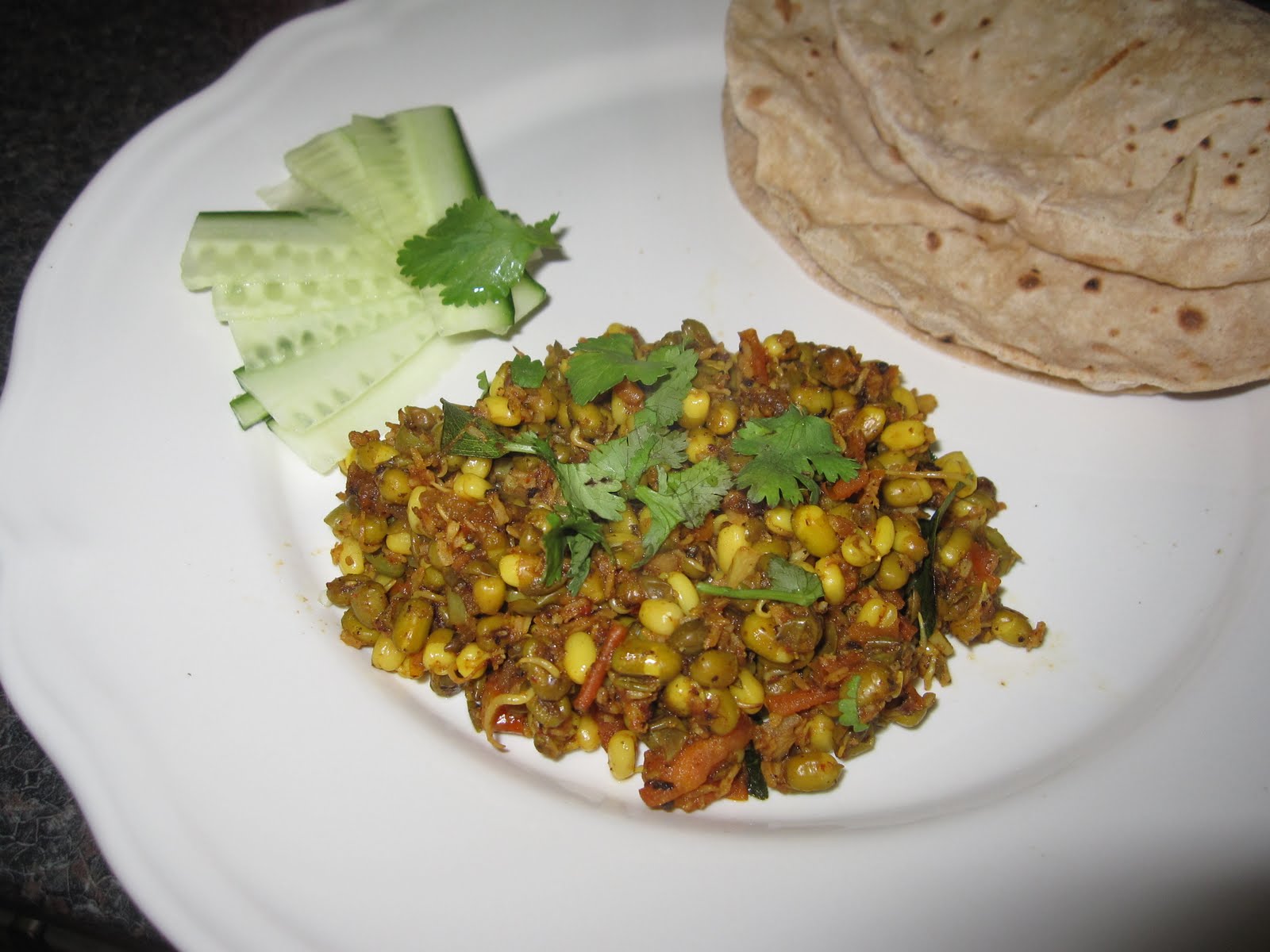 Cook blog: Sprouted mung sabji