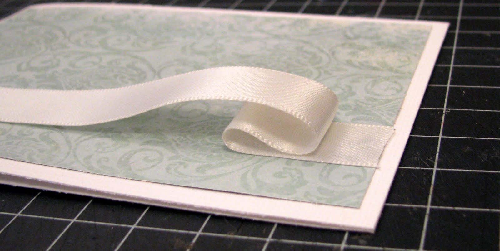 Delite Designs Techniques: Accordion Ribbon