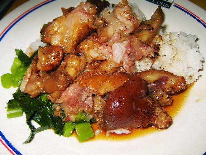 Amazing THAILAND Gourmet: khao-kha-moo