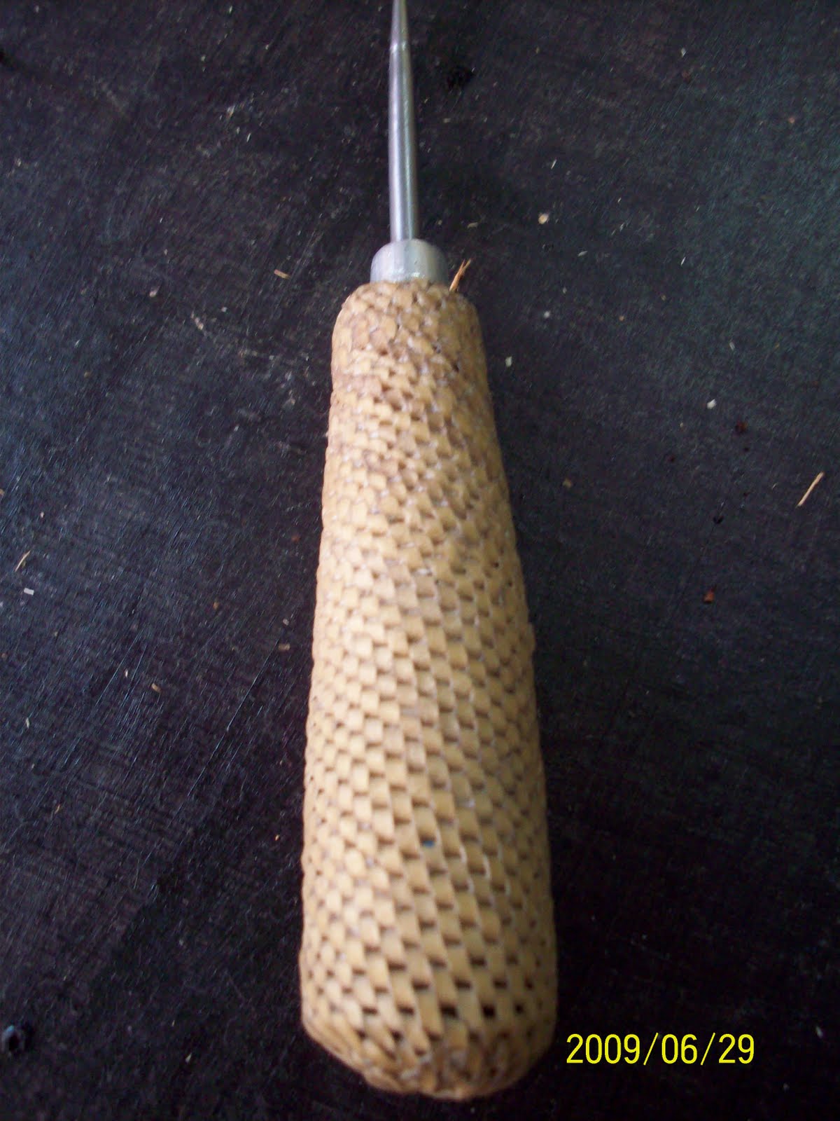 Tradiciones Criollas: Lezna con cabo trenzado