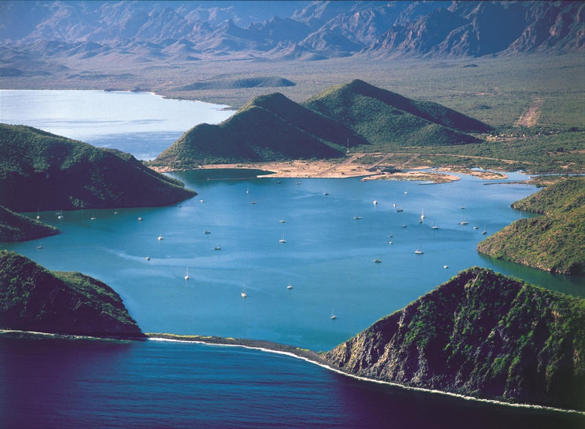 Tourism in real mexico - english version: loreto, baja california sur