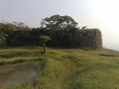 N95 8GB Pictures - 5 megapixels of Expressions!: Sagargad Fort - Alibag
