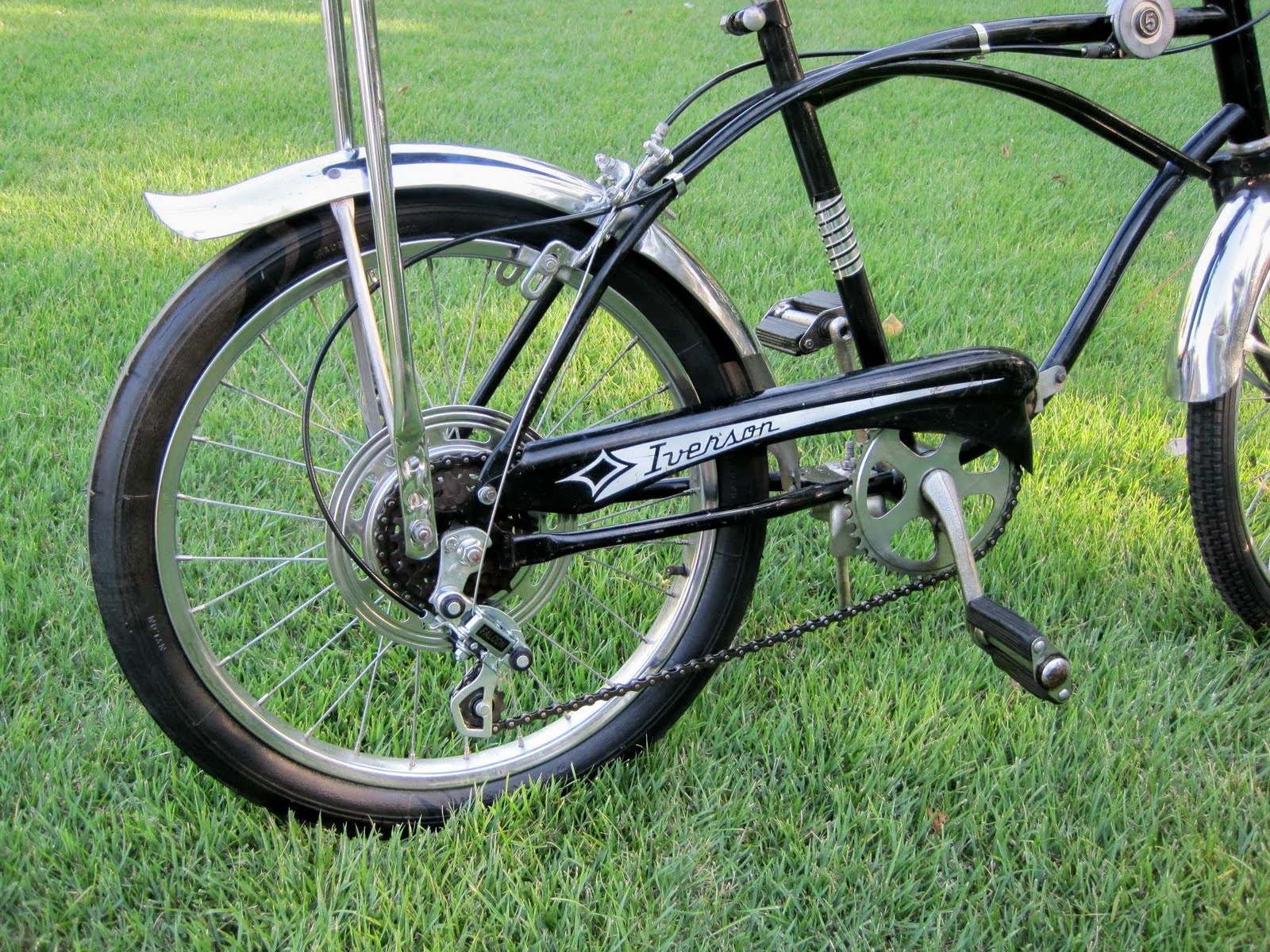 Jot Bicycles Detail Art