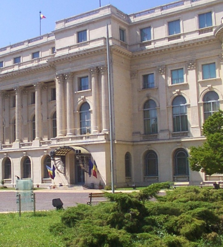 Here, on Terra!: Bucharest Landmarks: National Art Museum