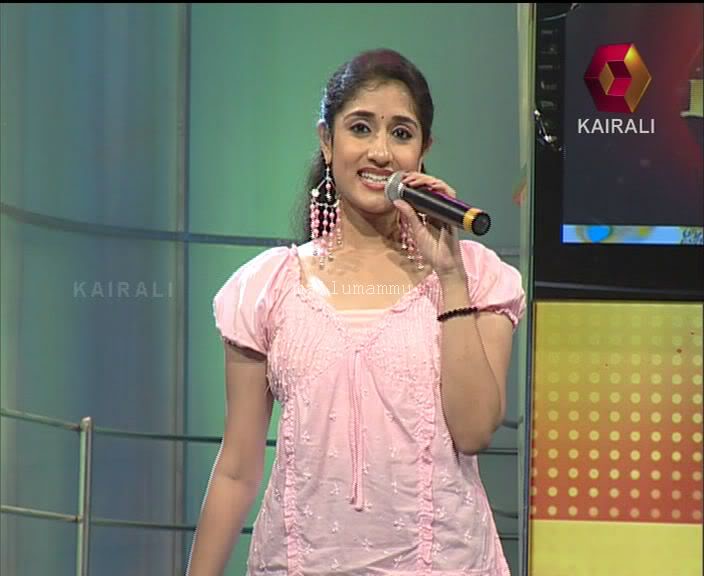 malayali actress: deepa rahul anchor