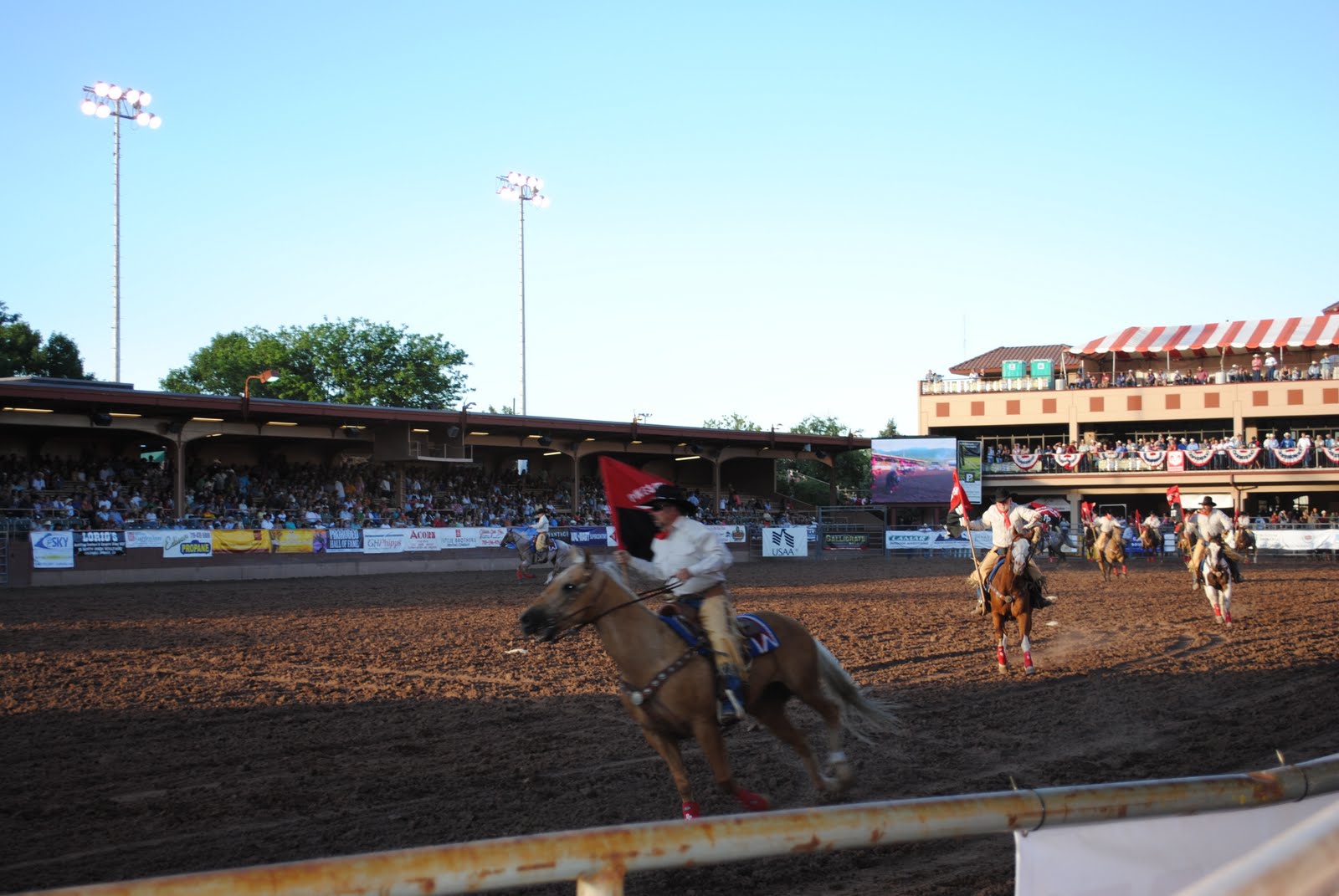 The Richard Randall Show: PIKES PEAK OR BUST RODEO