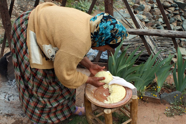 The View from Fez - Photo Journal: Traditional Berber Bread Making