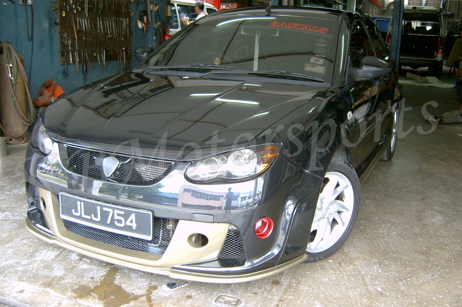 KBMotorsports: Satria Neo R3 Bodykits