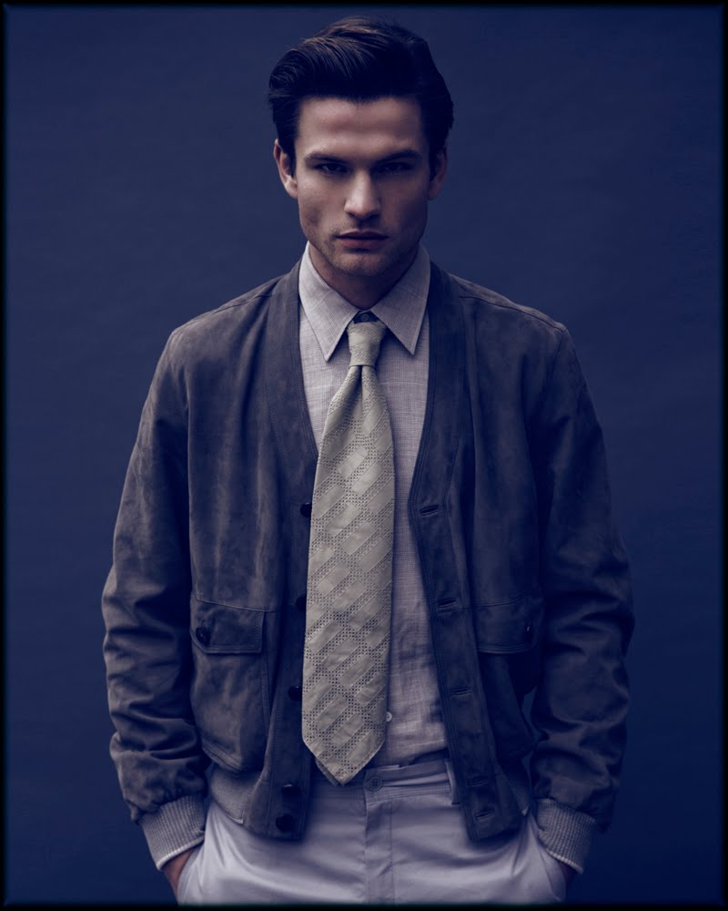 NUDE LIP AND SMOKEY EYE: ANTONY NOBILO