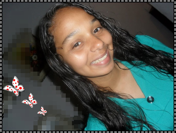 Monique Torres Oficial