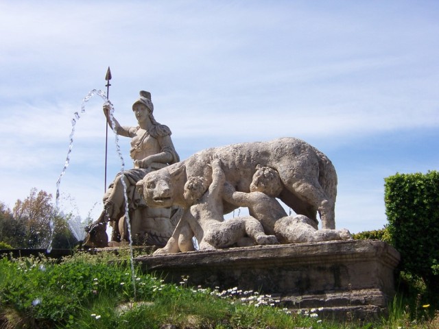 Roma: El legado político de Roma.