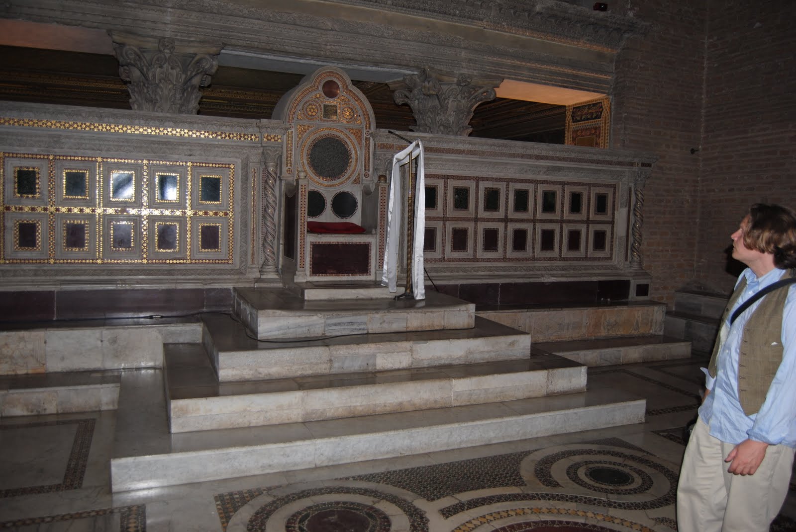 Orbis Catholicus Secundus: Papal Throne