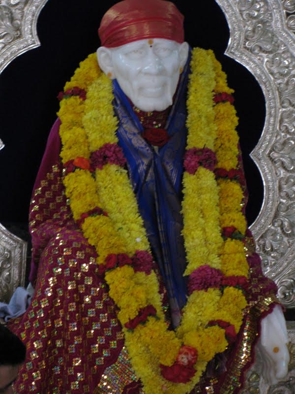 Sai Wallpaper: Sai Temple Snaps sent by Sai Devotee
