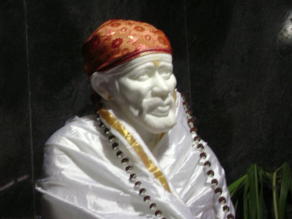 Sai Wallpaper: Shirdi Sai Baba Mandir, West Mambalam, Chennai.