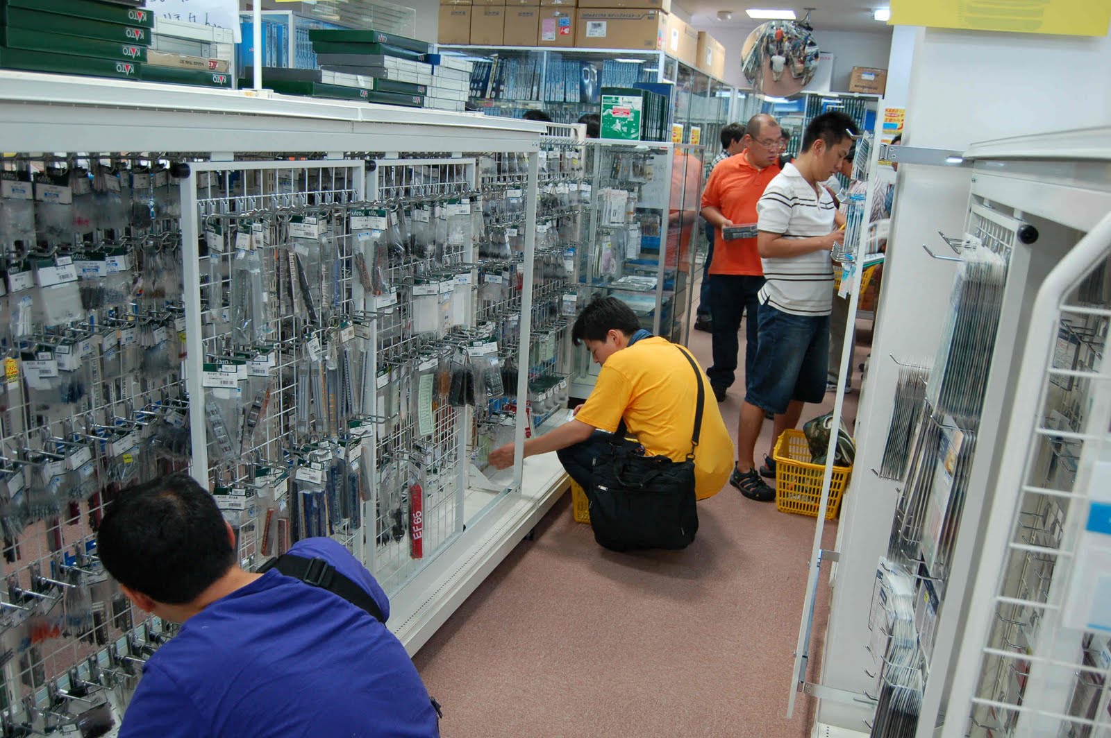 quinntopia - An N Scale blog: Tokyo Hobby Shops!