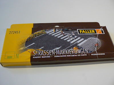 quinntopia - An N Scale blog: Street Markings in N