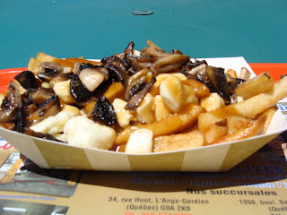 où bouffer: La poutinerie, plus de 100 sortes de poutine