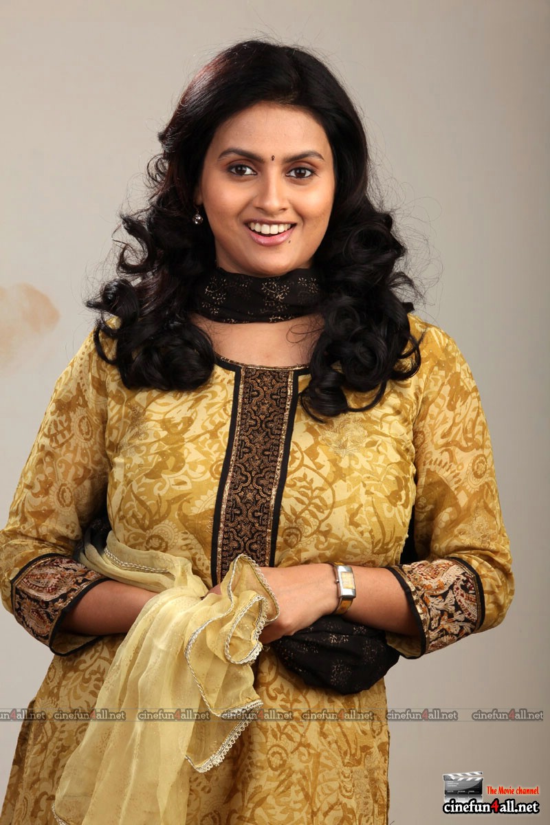 Malayalam Actress Kaveri Wedding Photos