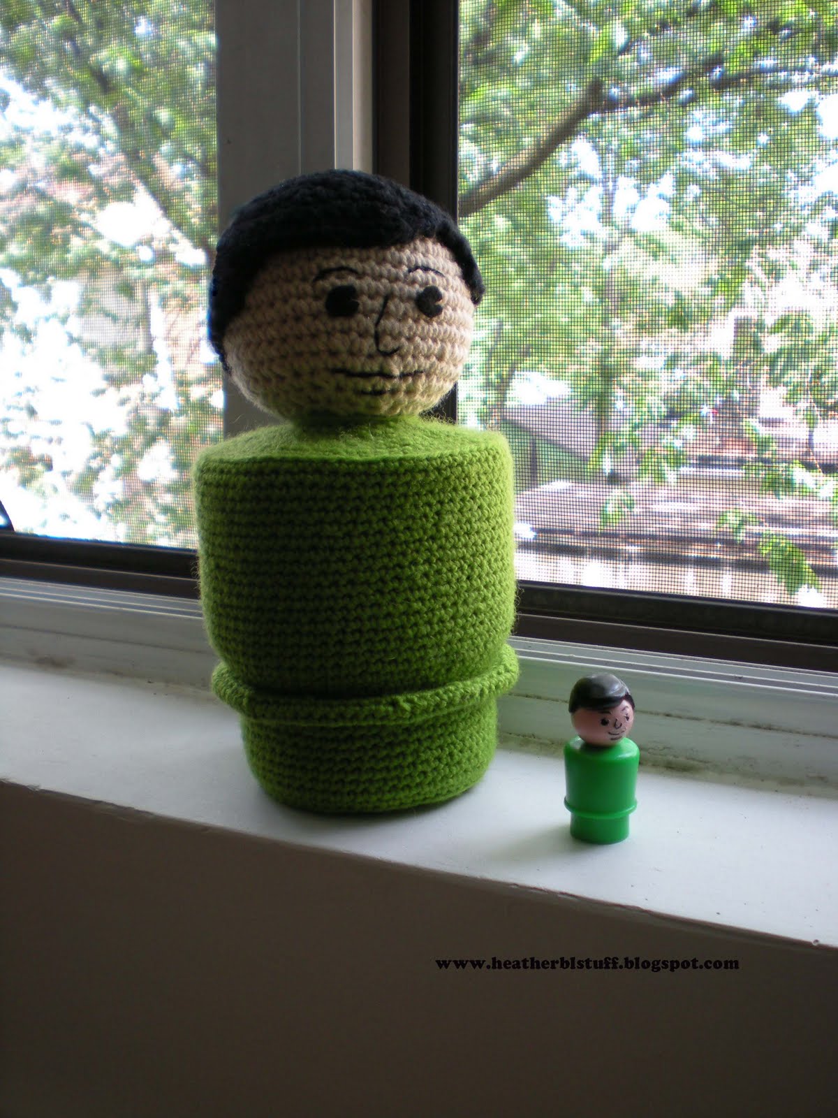 Stuff: Little Yarn People, Man...
