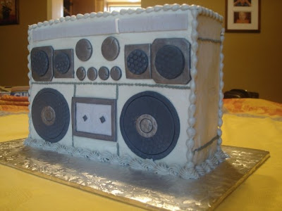 Susana's Cakes: Boombox Cake