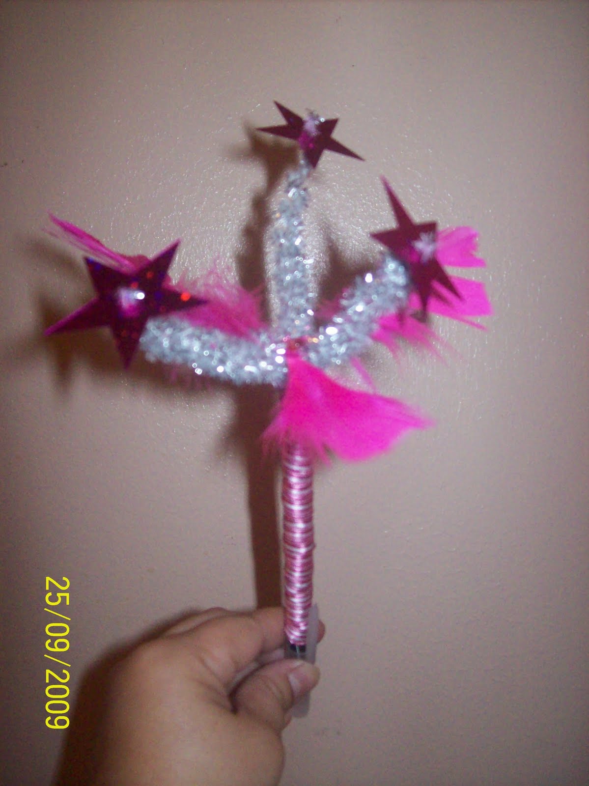 Plumas decoradas con listón - Imagui