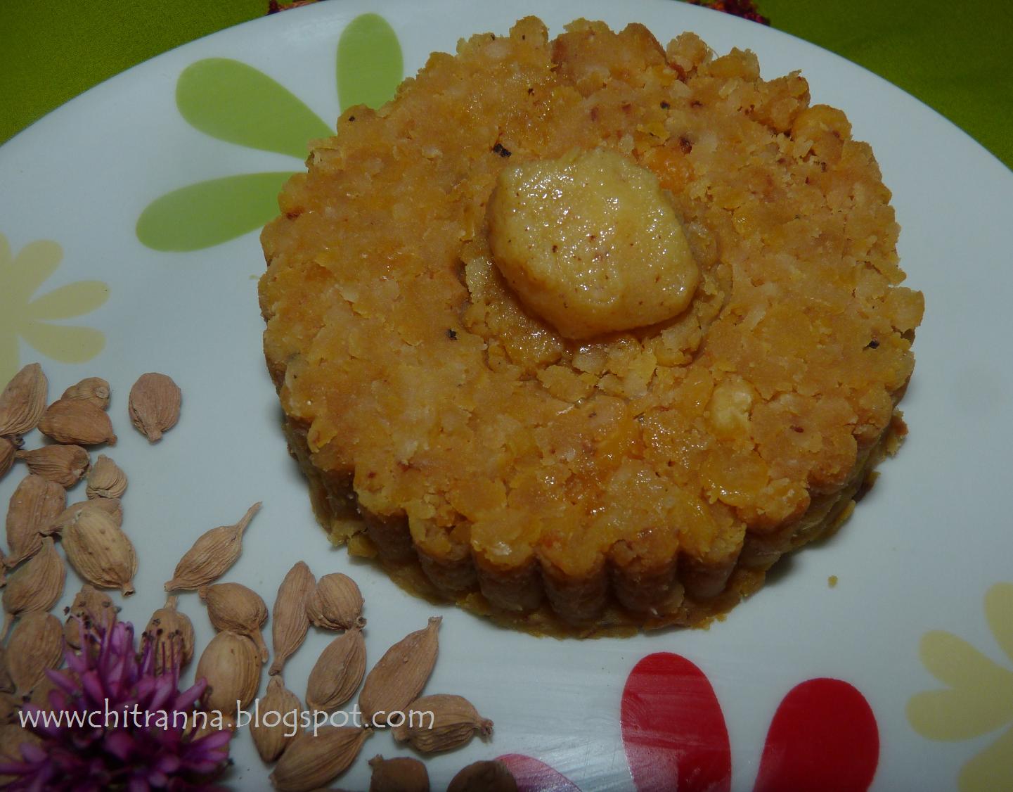 Chitranna: Kadle Maddi(Split gram lentil sweet)