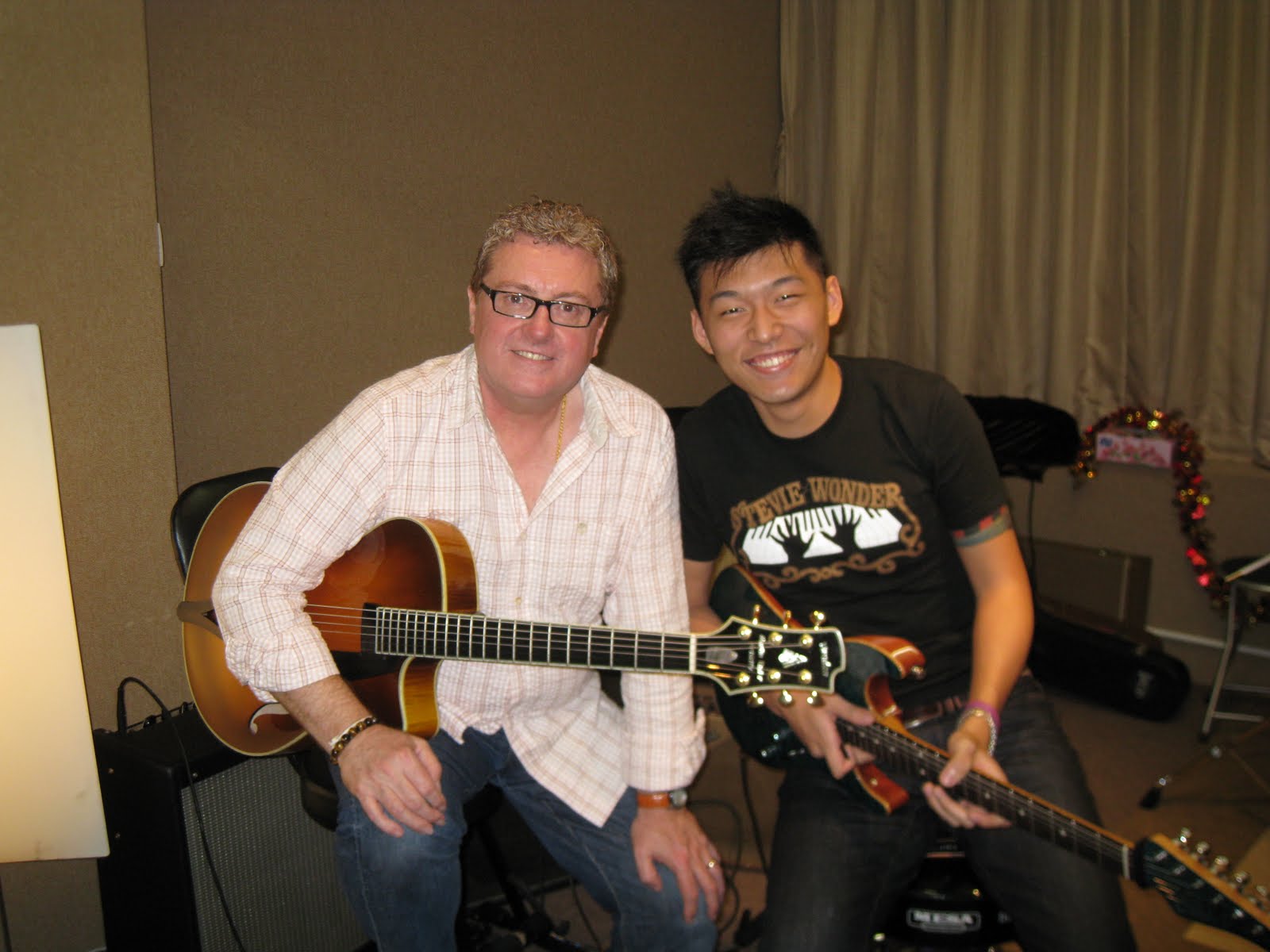 Jason's Guitar World: A Little interview with Sir Martin Taylor