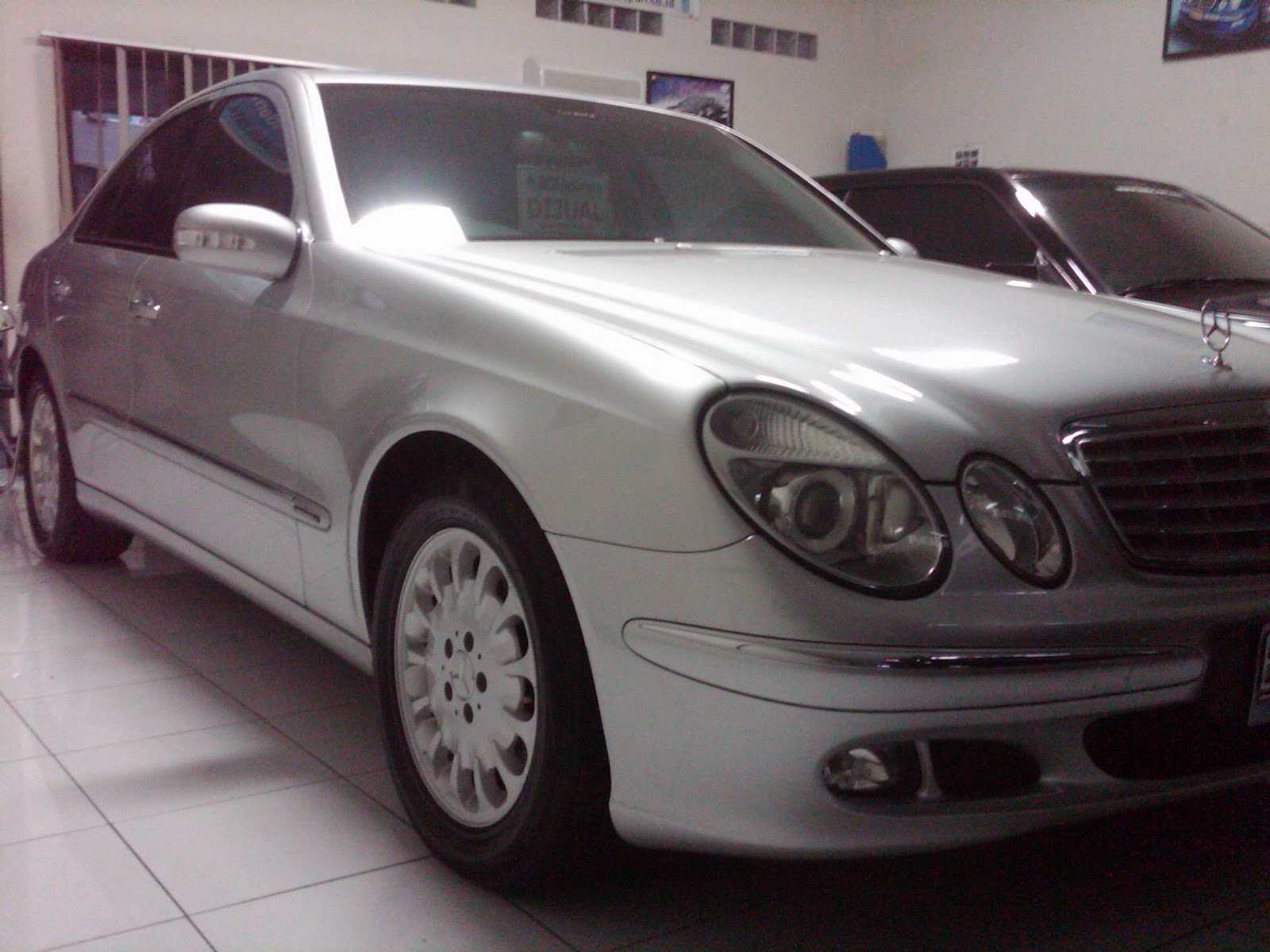 TRI MITRA MOBILINDO: MERCY E260 2005 HARGA Rp 425.000.000,00