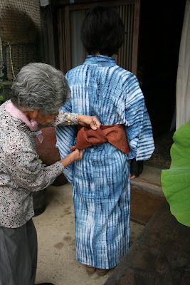 Japanese Textile Workshops 日本のテキスタイル ワークショップ: Weaving and Indigo class