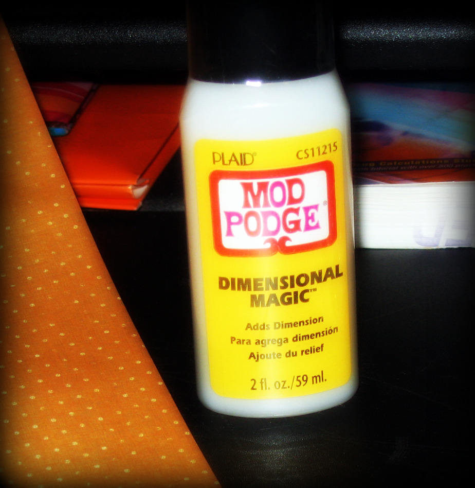 Life's Good, Be Happy!: Mod Podge-Dimensional Magic Necklaces