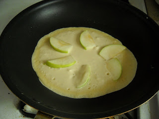 The Baltimore Snacker: World Cup Buffet: Pannekoek mit Aple (NED - the ...